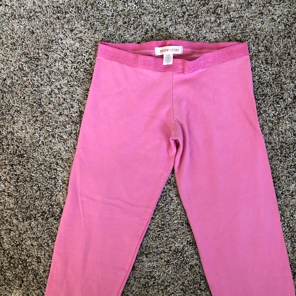 SOLOW | Pants & Jumpsuits | Rare Solow Sport Low Rose Crop Legging In ...